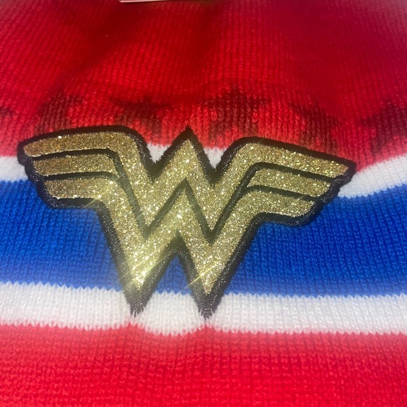 wonder woman | Accessories | Wonder Woman Dc Glitter Kids Scully Cap ...